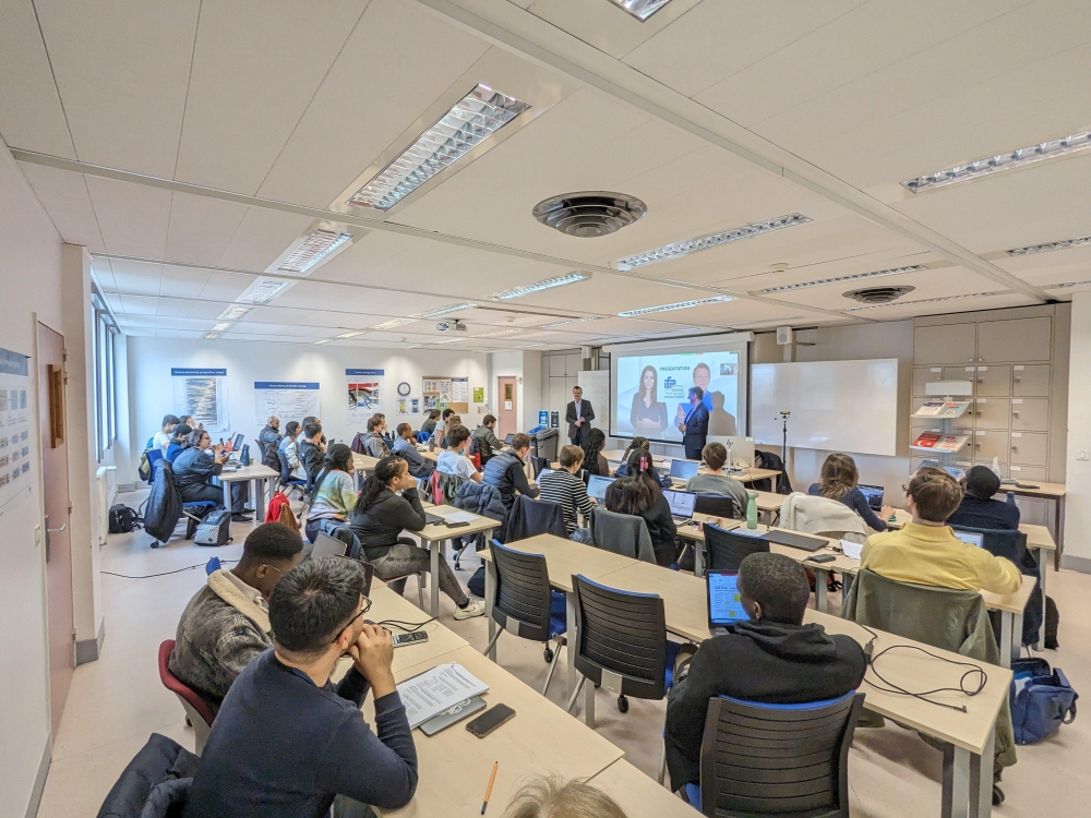 Presentation of the IFP School Alumni Association to the ETEM 2024 graduating class